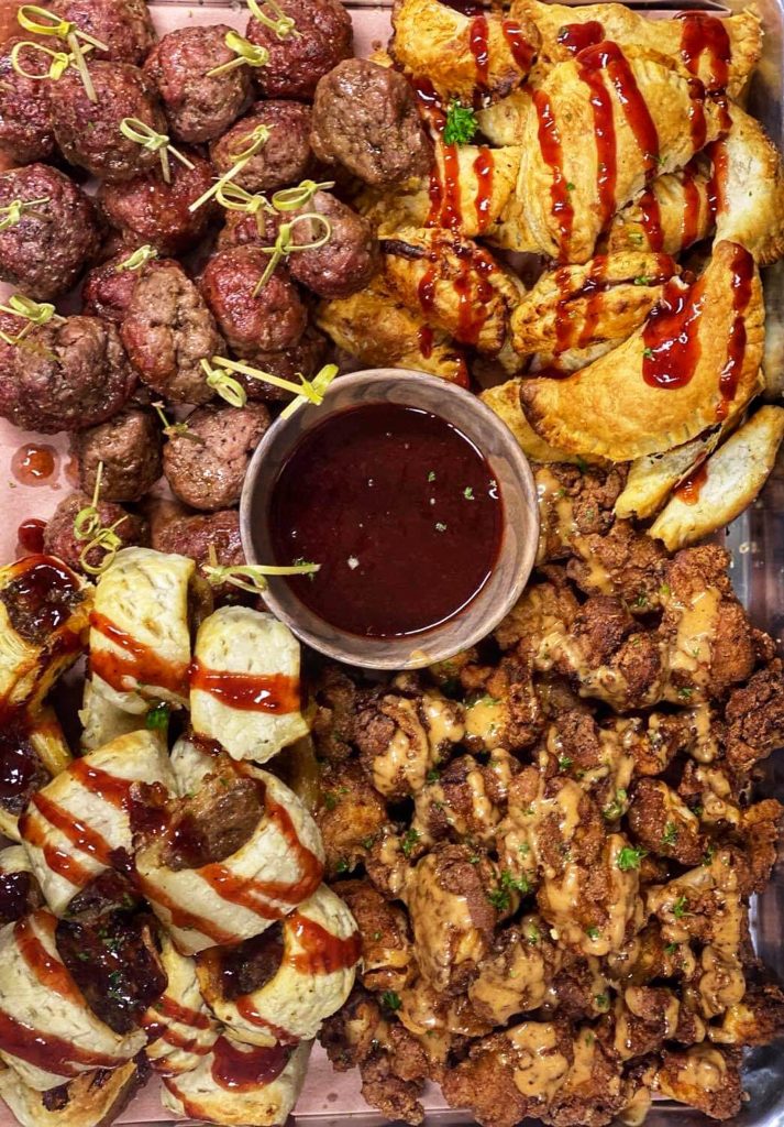 Home - Smokn Comrades